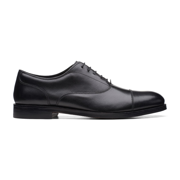 Shop Shoes for Men Online in Dubai, UAE | Clarks