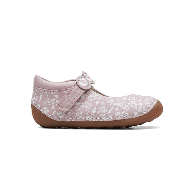 Girls Shoes | Trendy & Nice Shoes for Girls Online | Clarks